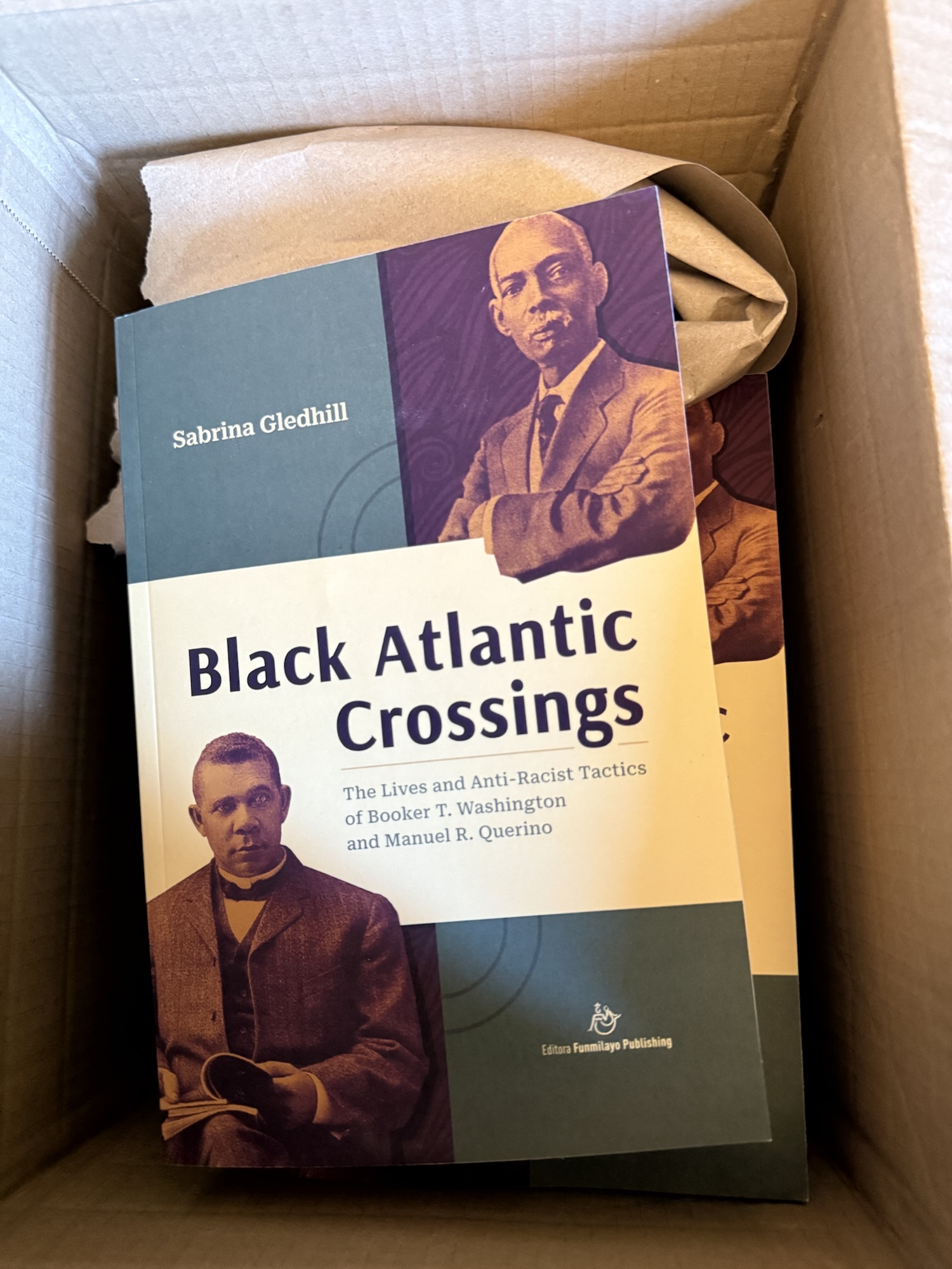 Black Atlantic Crossings in Black and White | Editora Funmilayo Publishing
